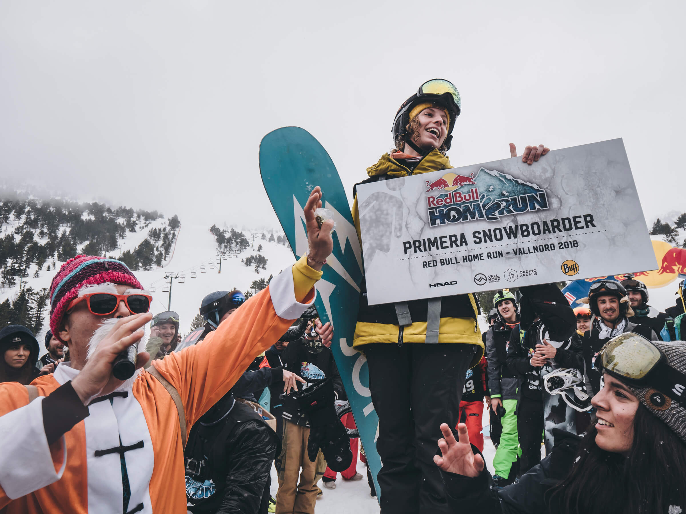 La Red Bull Home Run aplega 300 participants | Bondia